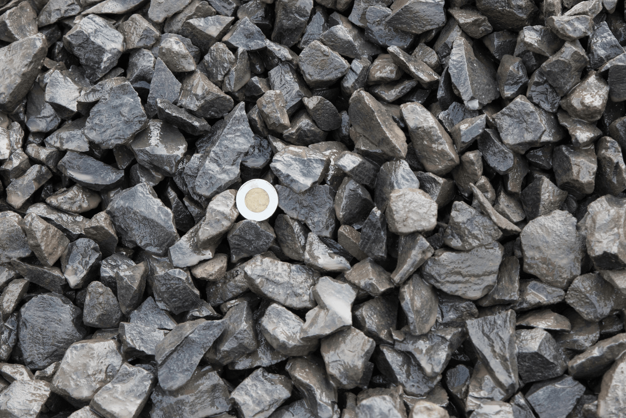 10 Yards - Full Load 40MM Rundle Rock - Delivery Included - The Gravel Guys